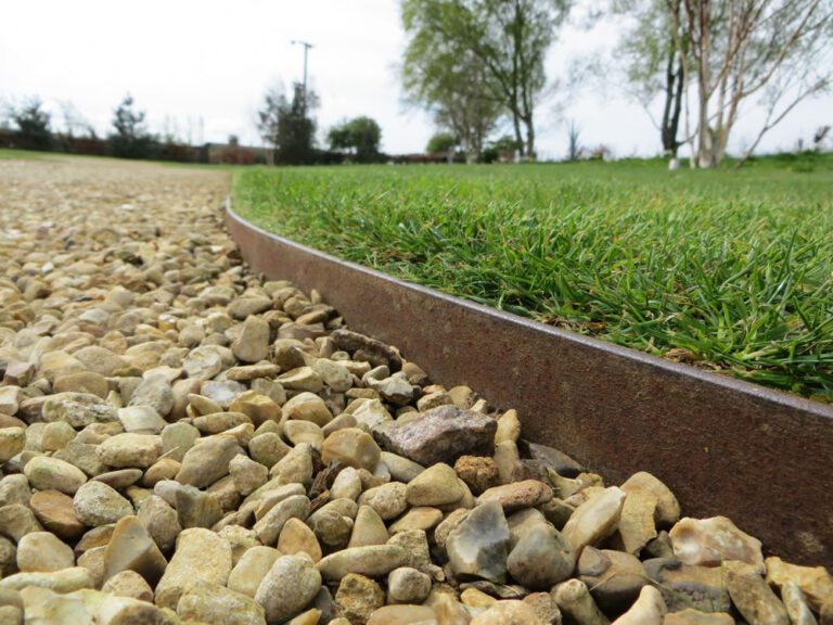 Buy Thick Steel 3mm Metal Garden Edging - Steelscapes